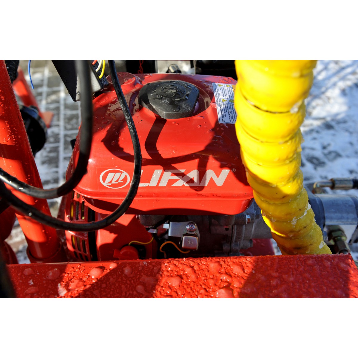 Forest crane ATV LT1500 + trailer loader HDS 1.5t / 300 kg